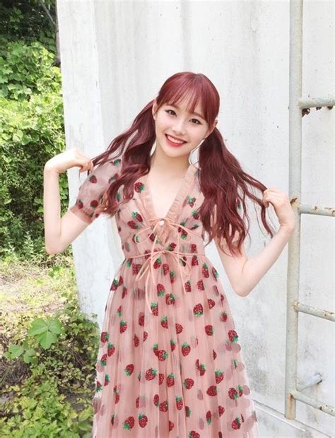 Loona Chuu Fashion Pink Strawberry Dress Strawberry Dress Fashion