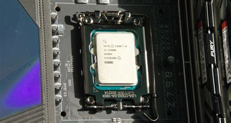 Intel Beleži Pad Od 36 U Odnosu Na Prethodnu Godinu Pc Press