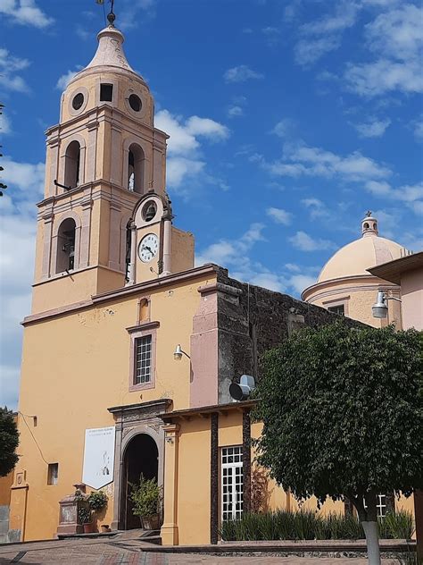Templo De San Andres Apostol En La Ciudad Apaseo El Alto