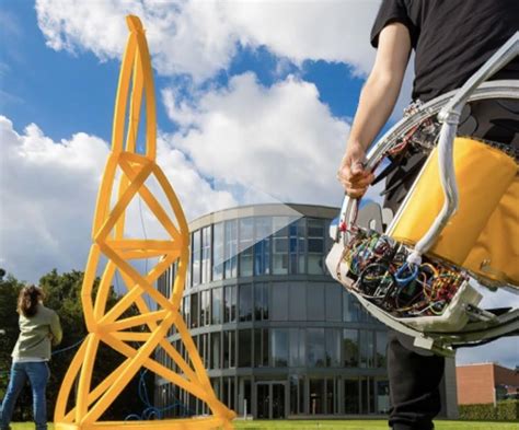 Arduino On Linkedin This Machine Automatically Fabricates Inflatable Truss Structures