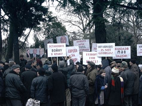 ომი თუ მშვიდობა • ფოტოგრაფია • ფოტორეპორტაჟი • Netgazeti Ge