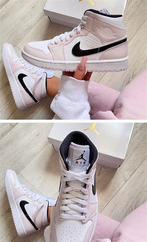 Air Jordan 1 Mid Sneakers Femme Jordan One Jordan 1 Outfit Women