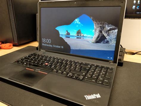 Lenovo Thinkpad 8GB RAM SSD 15 6 Ekran