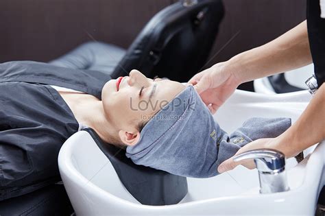 여성 고객 세척 머리 사진 무료 다운로드 Lovepik