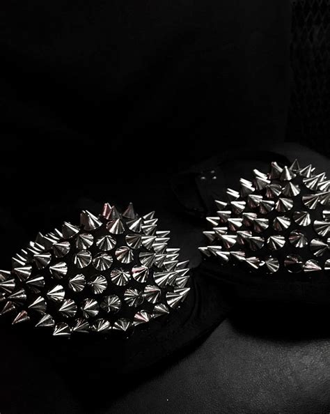 Gothic Spike Rivet Metallic Push Up Bra Sütyen