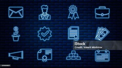 라인 달력 설정 지폐 현금 쌓기 별이 있는 메달 승인 및 확인 표시 냄비에 달러 공장 봉투 인증서 템플릿 및 남자 비즈니스 정장 아이콘 사용자 벡터 고급에 대한 스톡 벡터