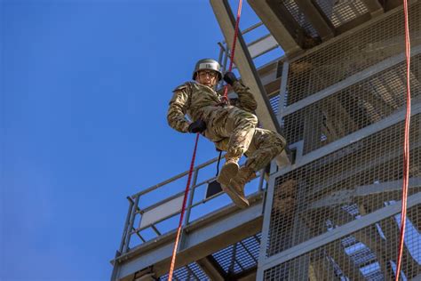 Dvids Images Air Assault School Tower Rappel Image 7 Of 14