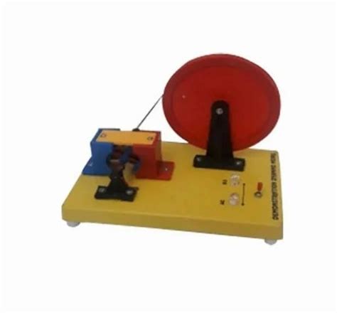 Single Phase Ac Dynamo For College Project Voltage 220 V Ac Electric