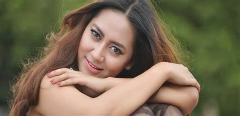 Foto Hot Artis Instagram Indonesia Tanpa Sensor