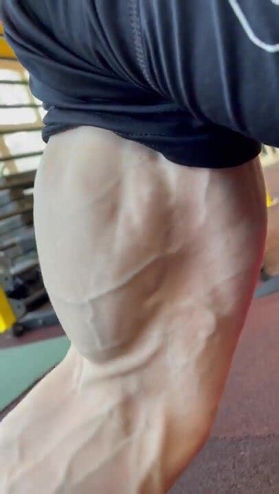 Bicep Flexing