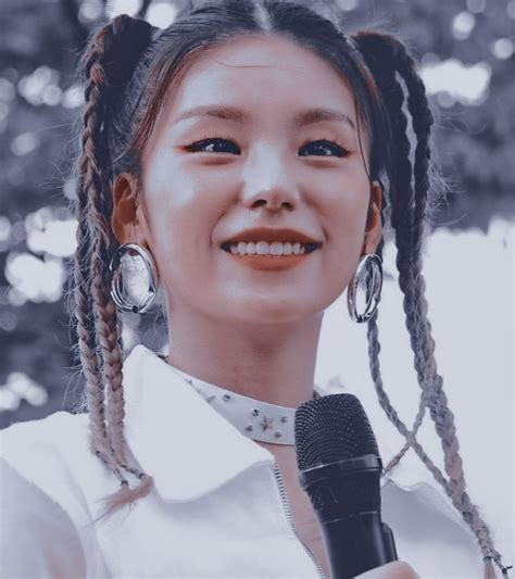 Pin by 𝙼𝚎𝚒𝚢𝚊𝚊 on ᴵᵗᶻʸ Hair styles Hair wrap Beauty
