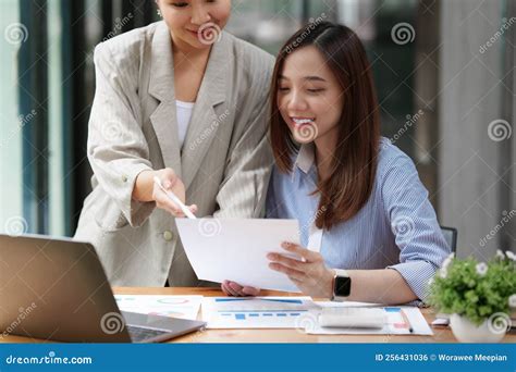 Financial Analyst Discussing With Investment Banker At Meeting Room Fund Investment Concept