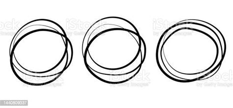 흰색 배경에 격리된 원형 프레임의 벡터 세트 라인 아트 자유형 스타일 0명에 대한 스톡 벡터 아트 및 기타 이미지 0명