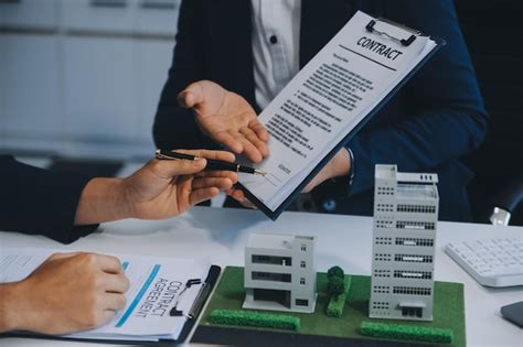 Real Estate Paperwork Images Free Download On Freepik