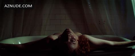 SARAH HAY Nude AZNude