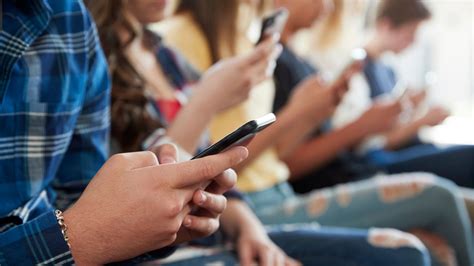 Instagram Tiktok Snapchat… Quest Ce Qui Passionne Nos Ados Sur Les Réseaux Sociaux Tf1 Info