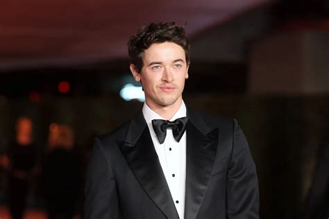 Tom Blyth Says He ‘took Control In ‘intimate Sex Scene With Russell Tovey In New Gay Cop Movie