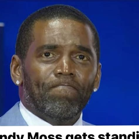 Randy Moss Gets A Standing Ovation At Tom Bradys Patriots Hof Ceremony