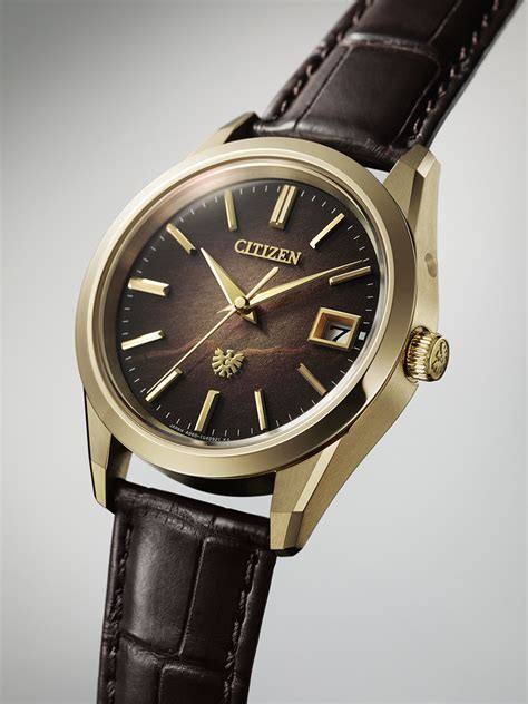 Eco-Drive with Annual Accuracy of ±5 Seconds｜The CITIZEN -Official Site ...