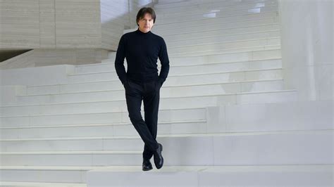 По 50 години Здравко Чолиќ со концерт во Крива Паланка Доаѓам со голем