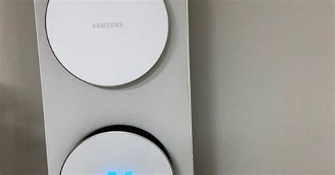 이삿짐 시간과 겹쳐 기다리실수밖에 없었는데도 친절하게 진행해주셨습니다 숨고에서 5회 이상 에어컨 설치 진행했는데 제일 깔끔하게 마감 처리 해주셨네요 숨고 숨은고수