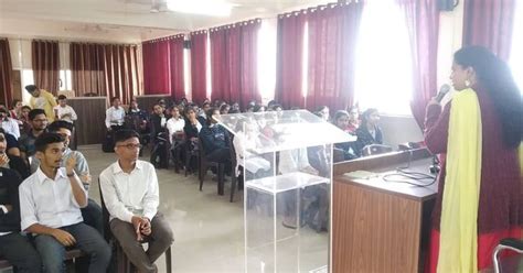 Vertex It Services Vits Successfully Conducted Seminar On Future In Oracle Apps In 2020