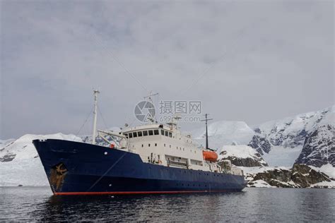 南极海探险船高清图片下载 正版图片505695565 摄图网