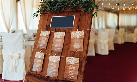 Organize The Guest List For Your Wedding Host Events