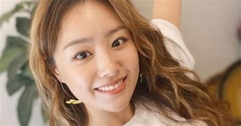 송지은 ♥박위와 결혼 앞둔 심경 추가 “완성되지 않은 삶의 퍼즐 한 조각”[전문]