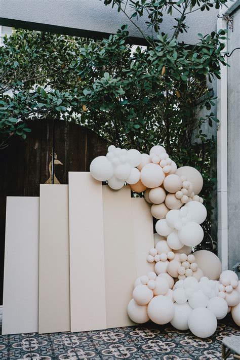 This Classy Bar Wedding Proves Nontraditional Wedding Venues Are The