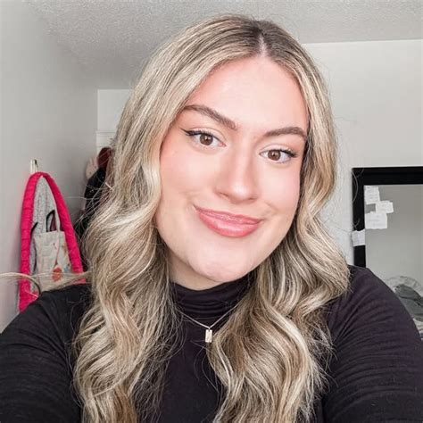 Anna Annabelleharden Threads Say More