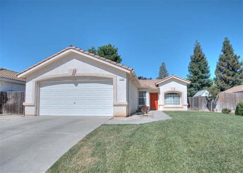 6199 N Carnegie Ave Fresno Ca 93722 Redfin