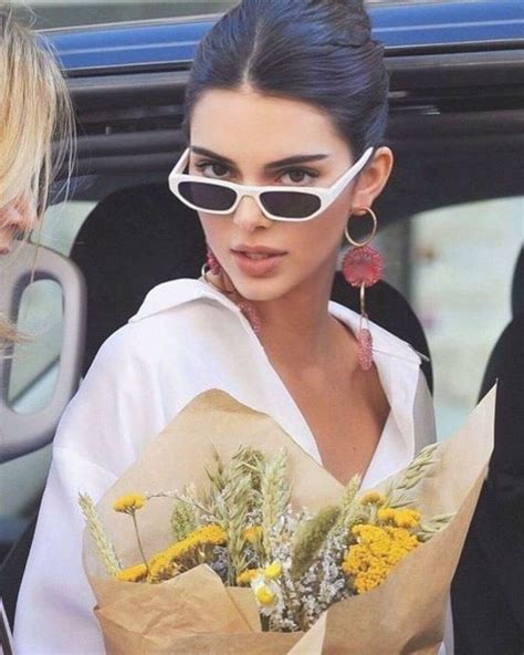 Kendall Jenner W Glasses