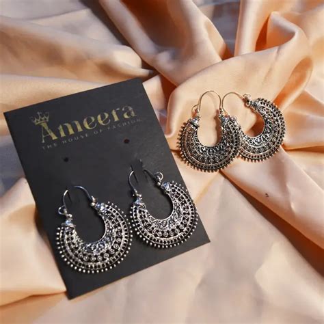 Antique Chaand Baali Ameera