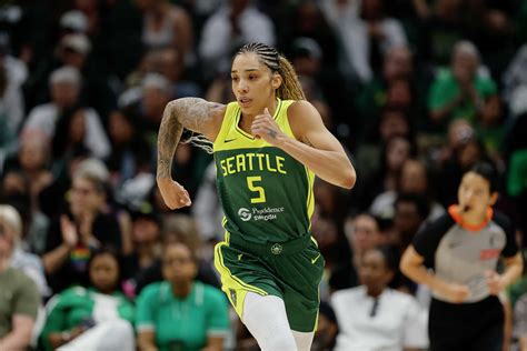 Former Uconn Star Gabby Williams Named Wnba All Star