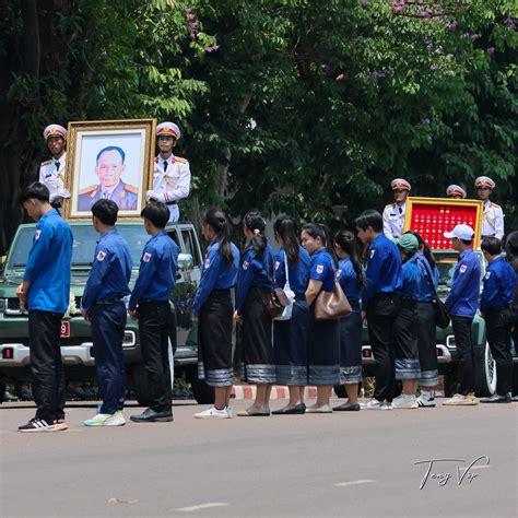 Teng ຮ່ວມສົ່ງ ພະນະທ່ານ ພົນເອກ ຄໍາໄຕ ສີພັນດອນ ເປັນຄັ້ງສຸດທ້າຍ ຂໍໃຫ້ທ່ານໄປສູ່ສຸຂະຕິ 7 ເມສາ