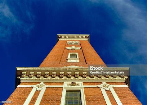 Torre Ader Atau Ader Tower Sebuah Monumen Bersejarah Di Lingkungan Vicente Lopez Buenos Aires
