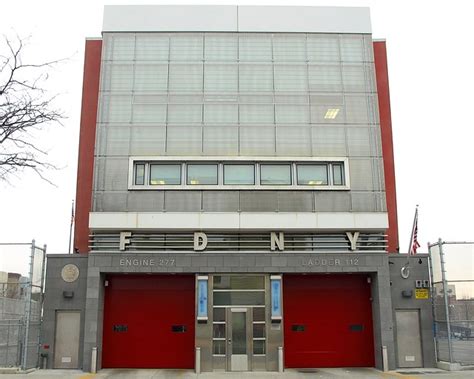 Fdny Firehouse Engine 277 And Ladder 112 Bushwick Brooklyn New York