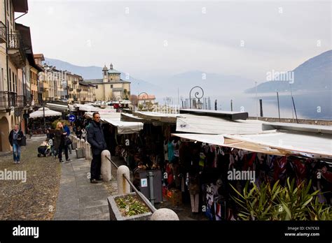 Cannobio Market Fotos Und Bildmaterial In Hoher Auflösung Alamy