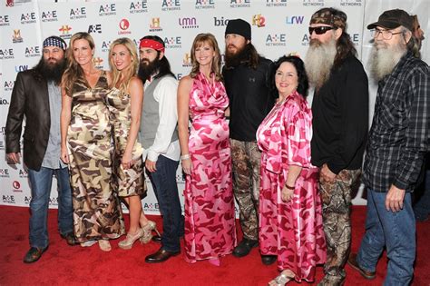Duck Dynasty The Guide To All Things Robertson Wide Open Spaces