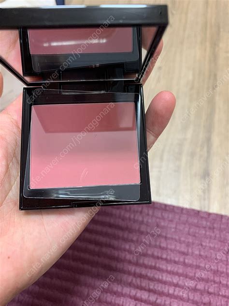 로라메르시에 블러셔 로즈 색상 6g 22000원 치크하이라이터쉐딩 중고나라