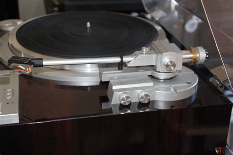 Denon DP 59L Turntable Photo 4348179 Canuck Audio Mart