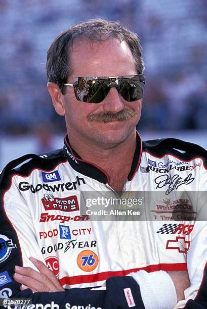 2 286 Dale Earnhardt Sr Photos And High Res Pictures Getty Images