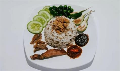 Nasi Tutug Oncom Kelezatan Kuliner Khas Tasikmalaya