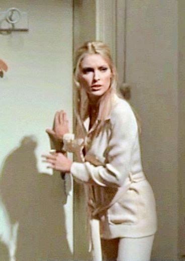 The Beautiful Sharon Tate Sharon Tate Naturally Beautiful Women Ethereal Beauty