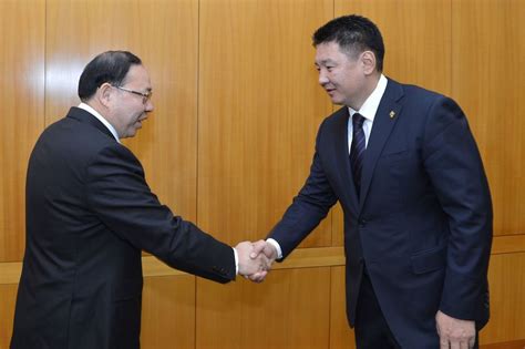 Шадар сайд У Хүрэлсүх БНХАУ ын дэд сайдыг хүлээн авч уулзлаа