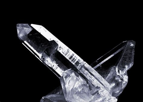Clear Quartz A Collectors Guide To The Master Healer Crystal