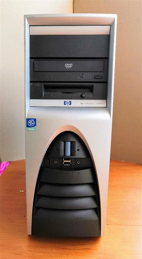 HP WORKSTATION XW6000 2x CPU Intel XEON 2 8GHz 4GB RAM SCSI Aukro