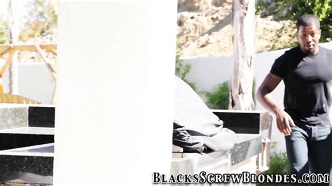 Curvy Blonde Gets Double Penetrated Curvy Blonde Gets Double Penetrated