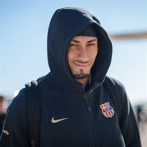 Raphinha In 2025 Funny Football Pictures Soccer Funny Football Funny